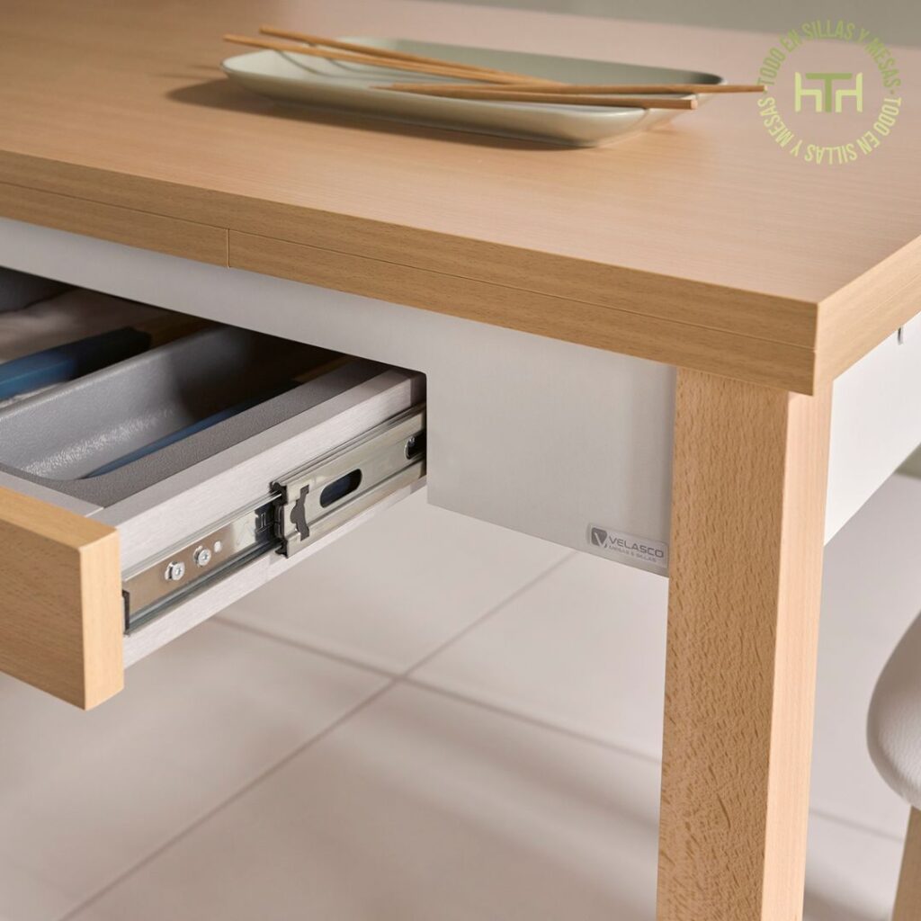 MESA DE COCINA EXTENSIBLE EBRO LAMINADO